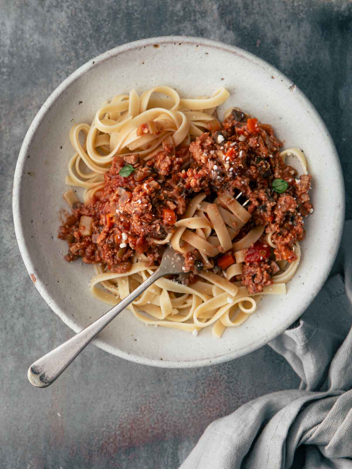 Hearty Vegan Bolognese Sauce | My Goodness Kitchen