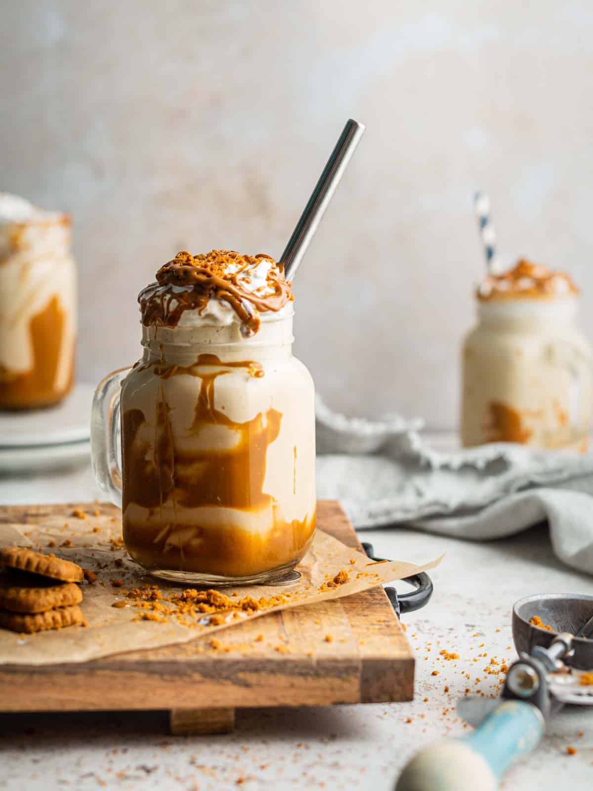 Easy Biscoff Milkshake (Vegan) | My Goodness Kitchen